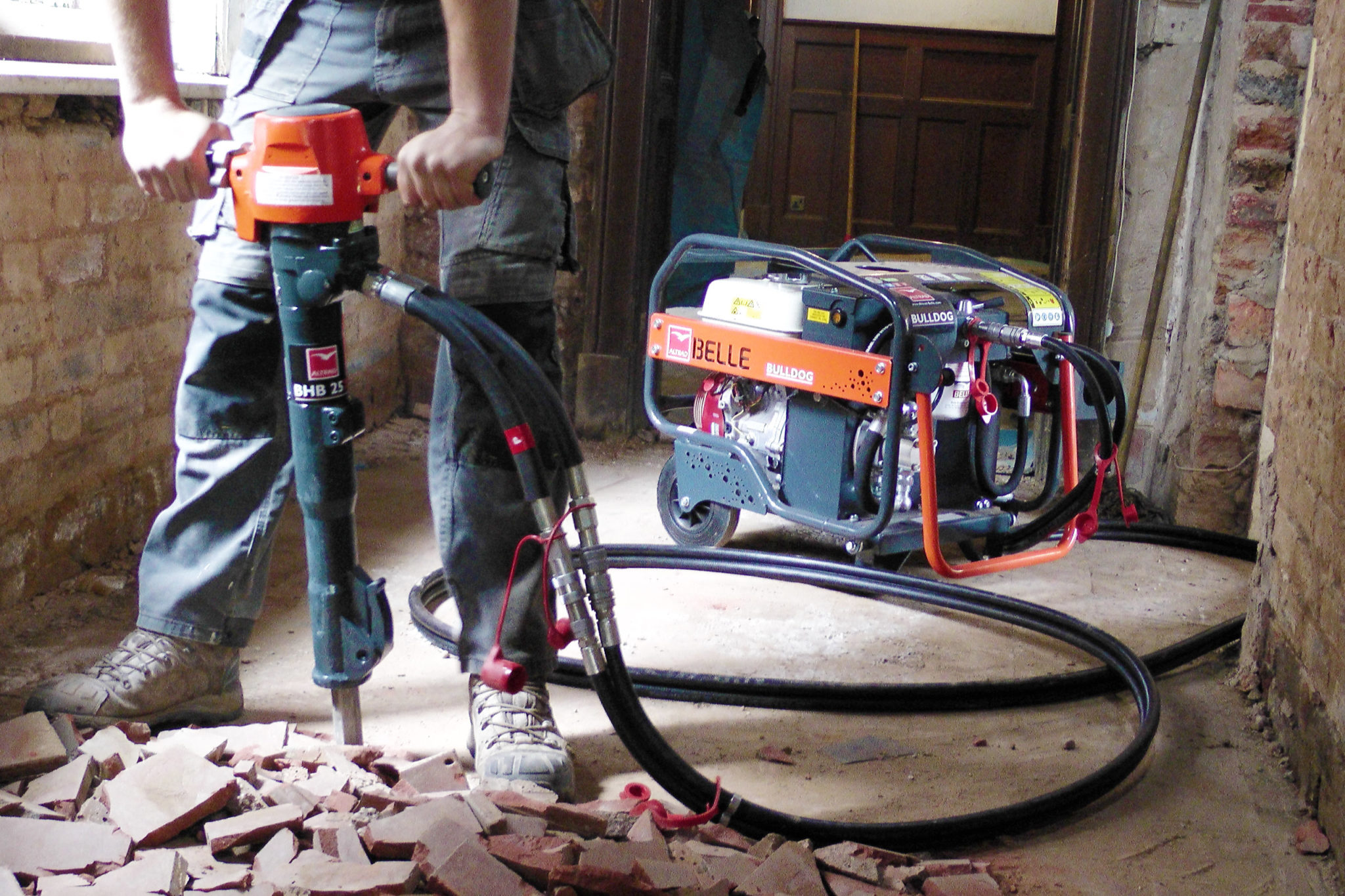 Low Vibration Hydraulic Breaker Pack - 8hp / 20L (Heavy Duty) • Wellers ...