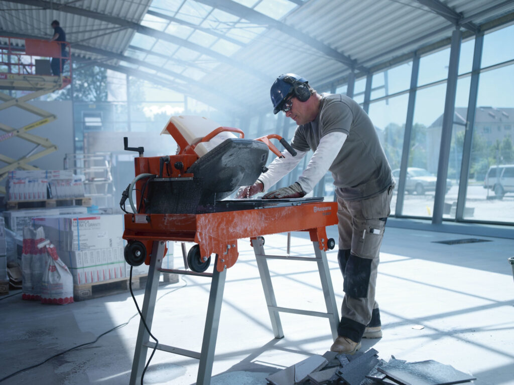Masonry Saw Bench (Electric - 400mm) • Wellers Hire